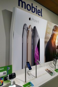 iPhone 6 indoit apare si in materialele publicitare ale partenerilor ...