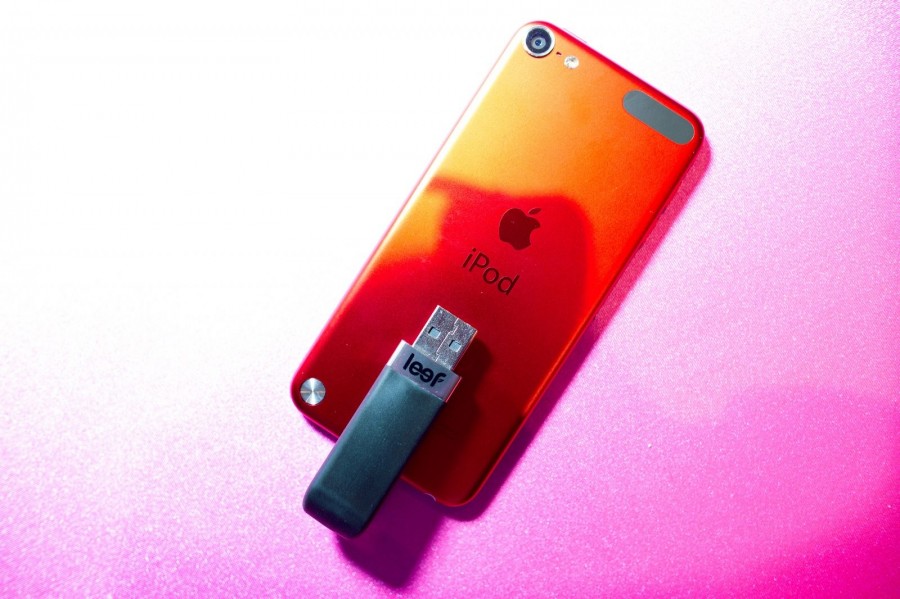 CES 2015: Leef iBridge aduce pana la 256 GB spatiu de stocare pentru ...