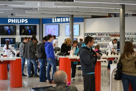 eMAG Apple Shop - deschidere in 18 septembrie | iDevice.ro