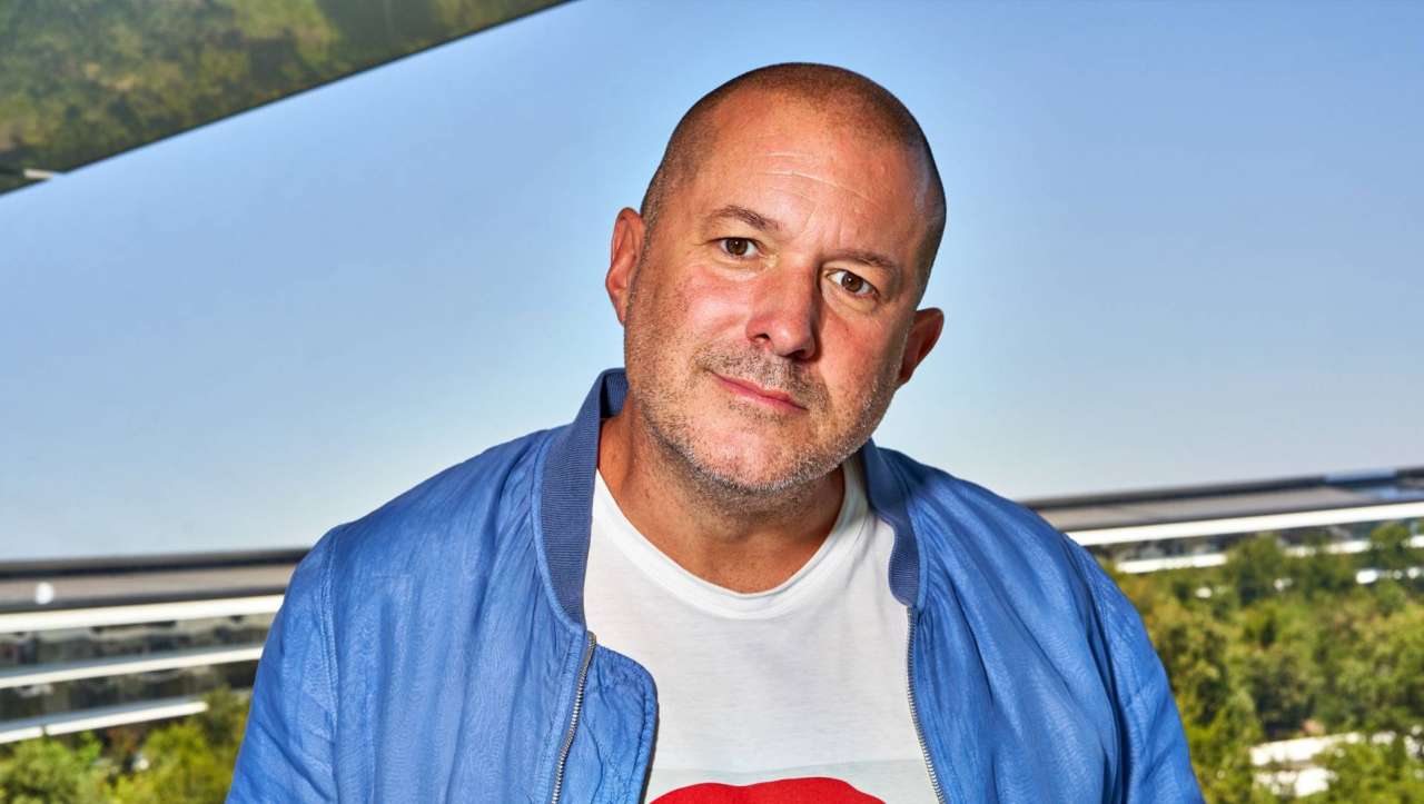 Jony Ive va decora bradul de Craciun al unui prestigios hotel | iDevice.ro