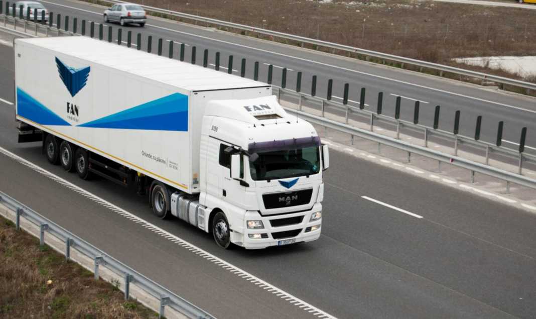 FAN Courier: Anunt IMPORTANT Privind Programul de Lucru de Sarbatori ...