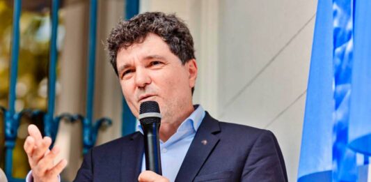 Adrian Gabor | iDevice.ro